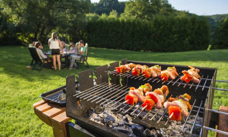 19 Easy Homemade BBQ Grill Plans