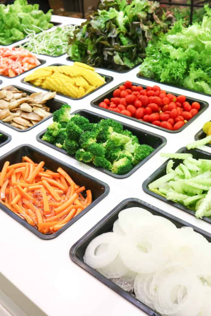 19 Easy Homemade Salad Bar Plans